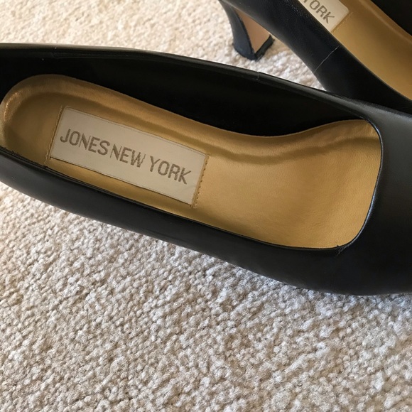 Jones New York | Shoes | Jones New York Black Leather Heels | Poshmark